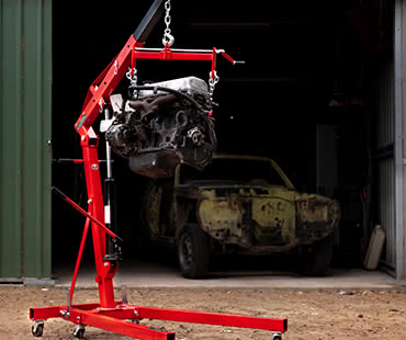 The basic essentials of removing an engine